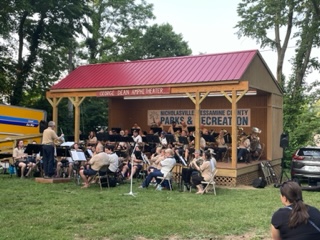 Central Kentucky Concert Band makes music at Rock Fence Park ...
